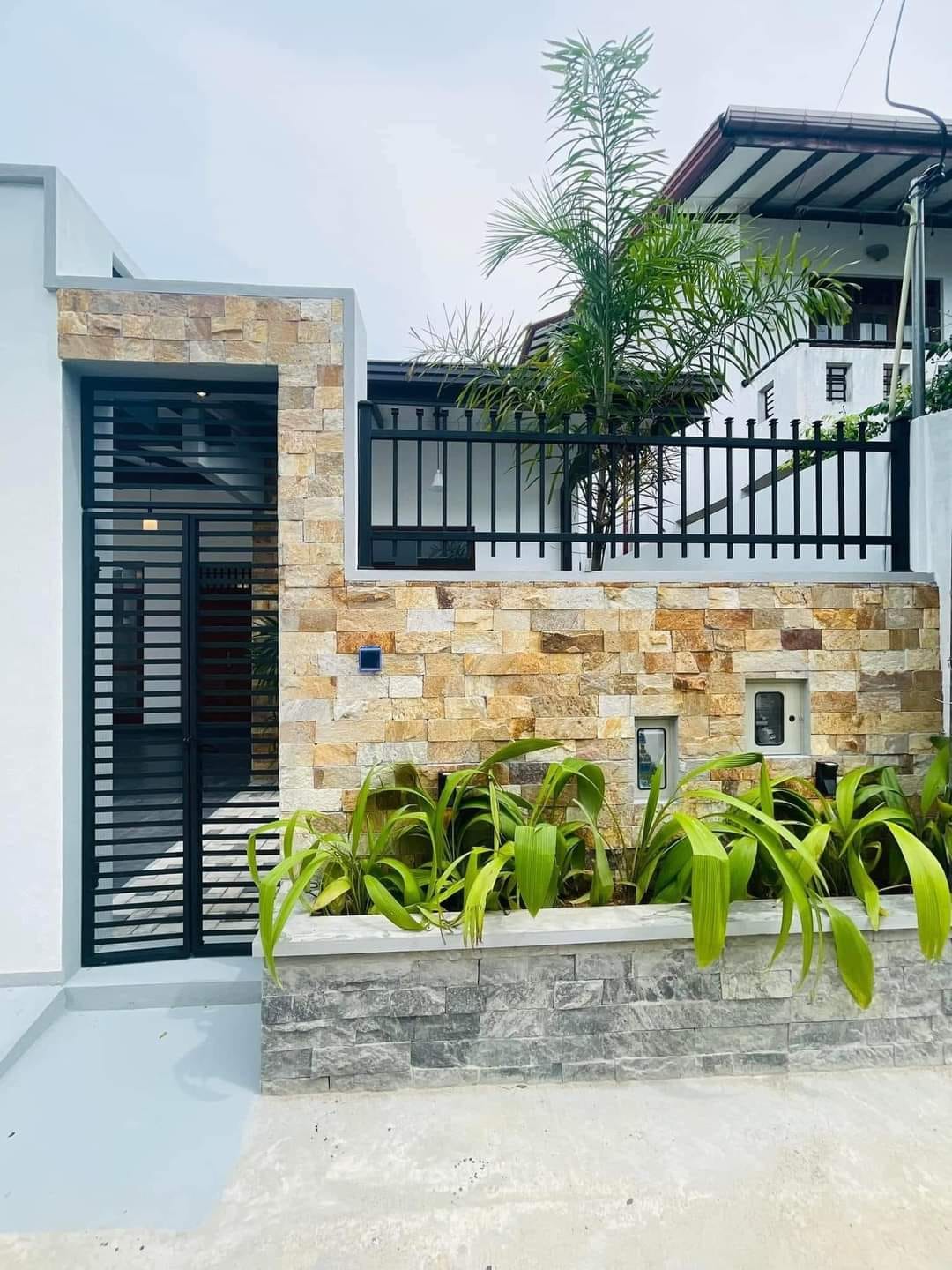 Brand New Single Story House for sale in Athurugiriya